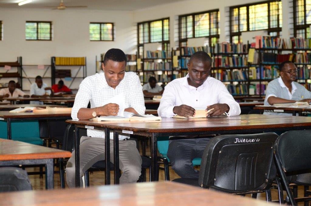 Jordan University College